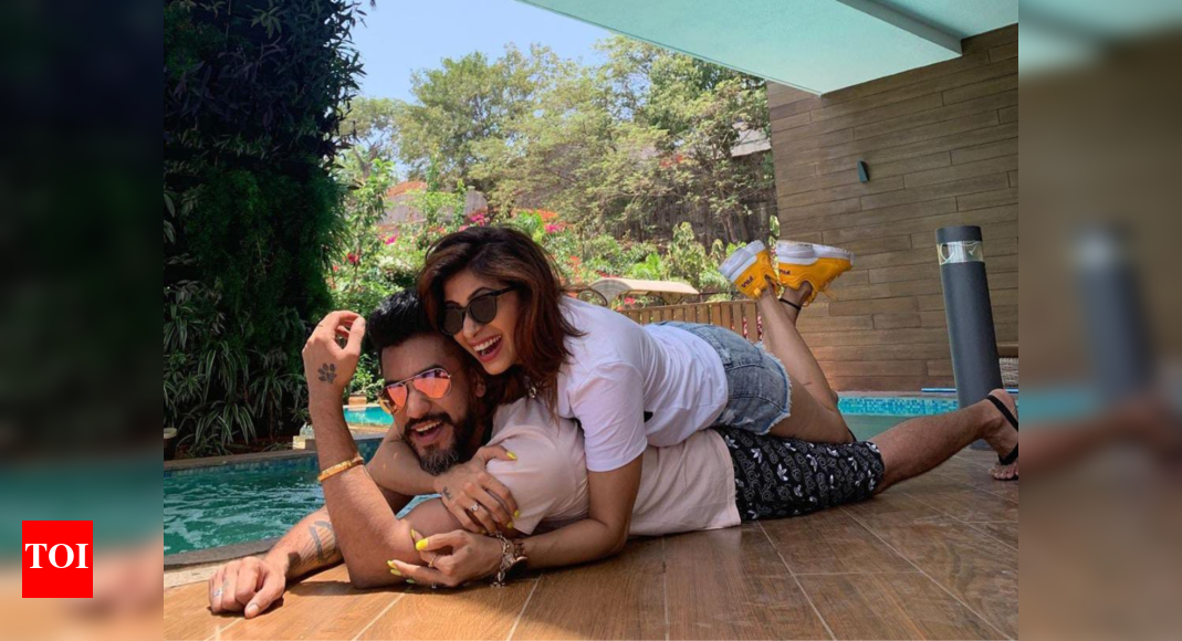Kishwer Merchant celebrates 12 years of togetherness with hubby Suyyash ...
