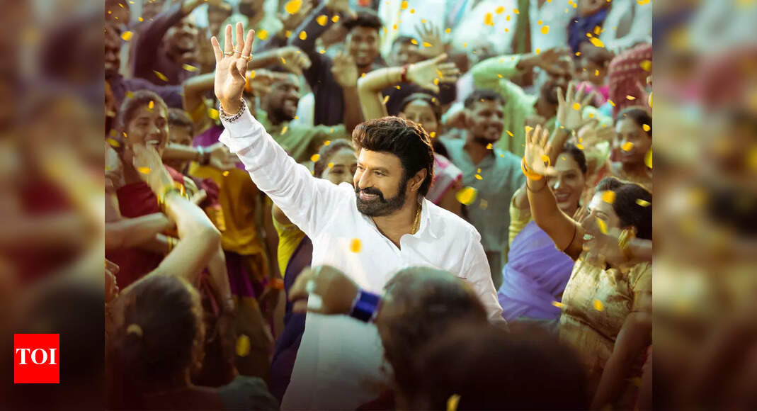 Fans allegedly sacrifice a goat to celebrate Nandamuri Balakrishna's 'Veera Simha Reddy' release ...