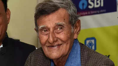 Salim Durani suffers fall, undergoes surgery | Off the field News ...