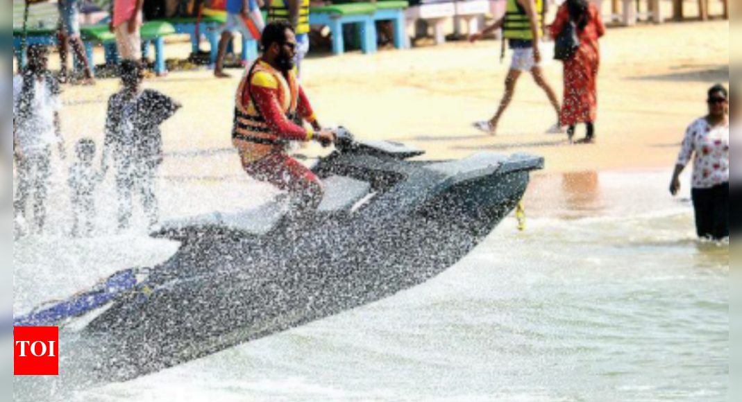 456 rescues, 4 tourist drownings in 2022 in Goa | Goa News - Times of India