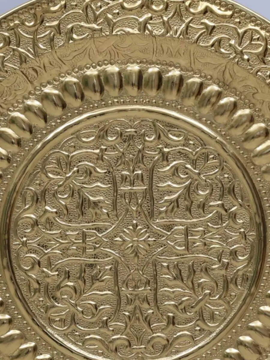 Artistic ways to transform your dull & simple walls | Times of India