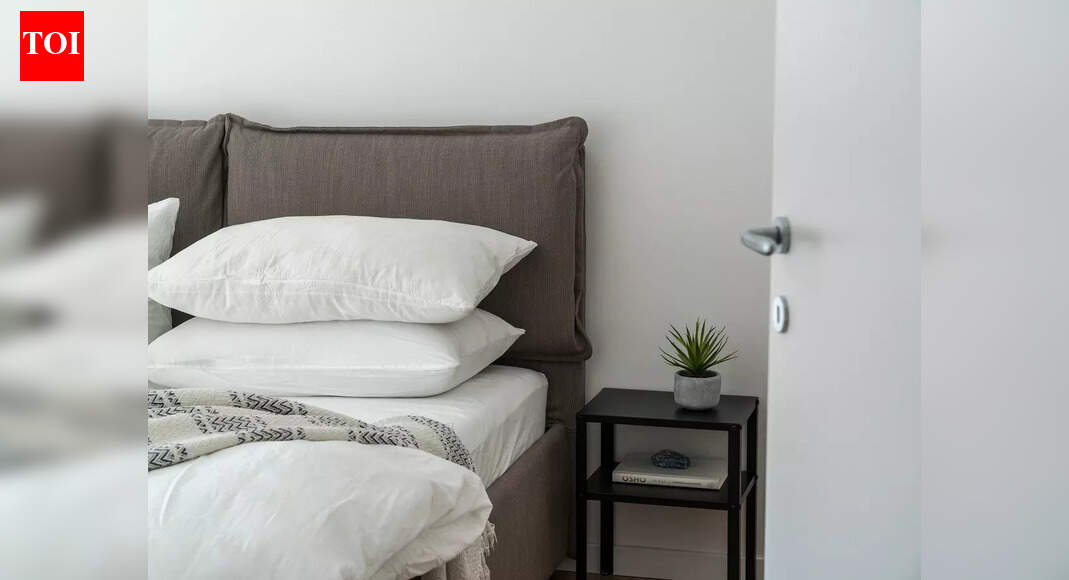Bedside Table to give your bedroom an aesthetic look - The Times ...