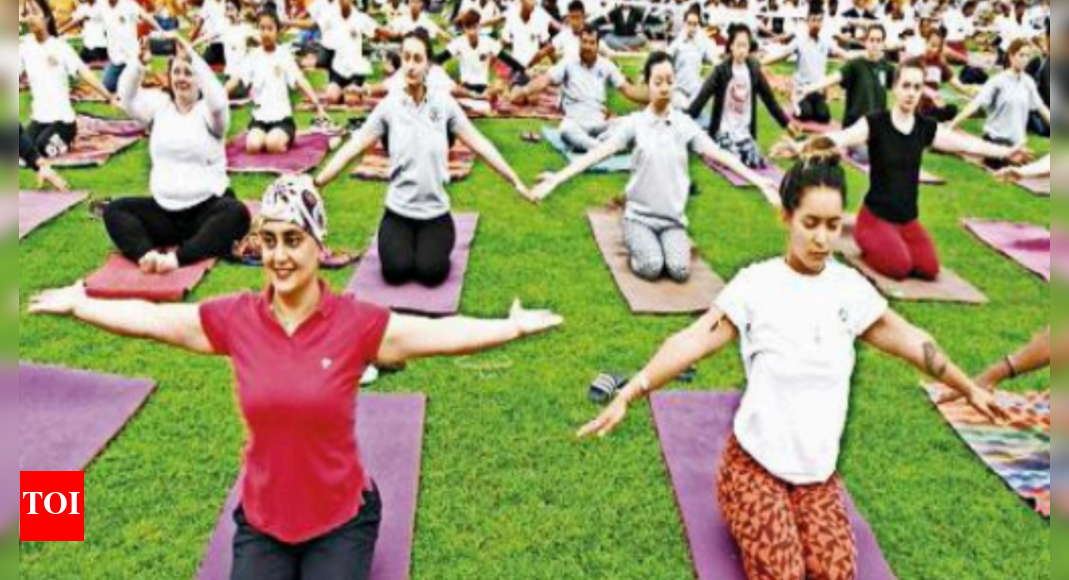 Dharwad: Yogathon Aims For Guinness World Record | Hubballi News ...