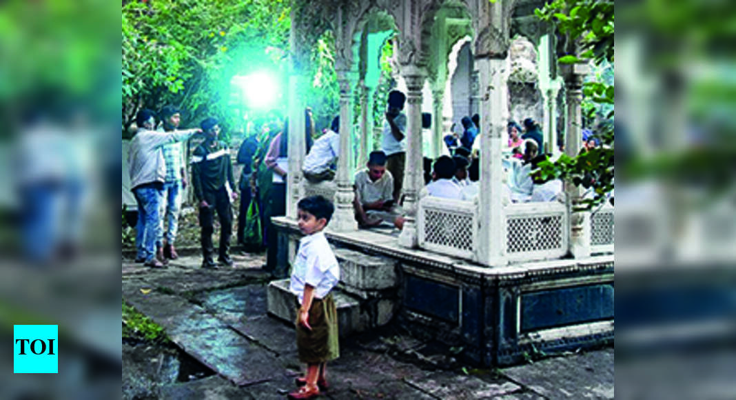 Hedgewar: Hedgewar Biopic Shoot Begins, Shows Rajguru As Rss Member ...