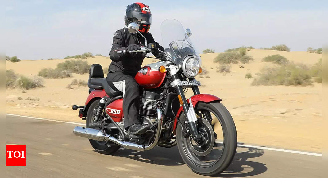 Royal Enfield Super Meteor 650 First Ride Review | RE's ticket to ...