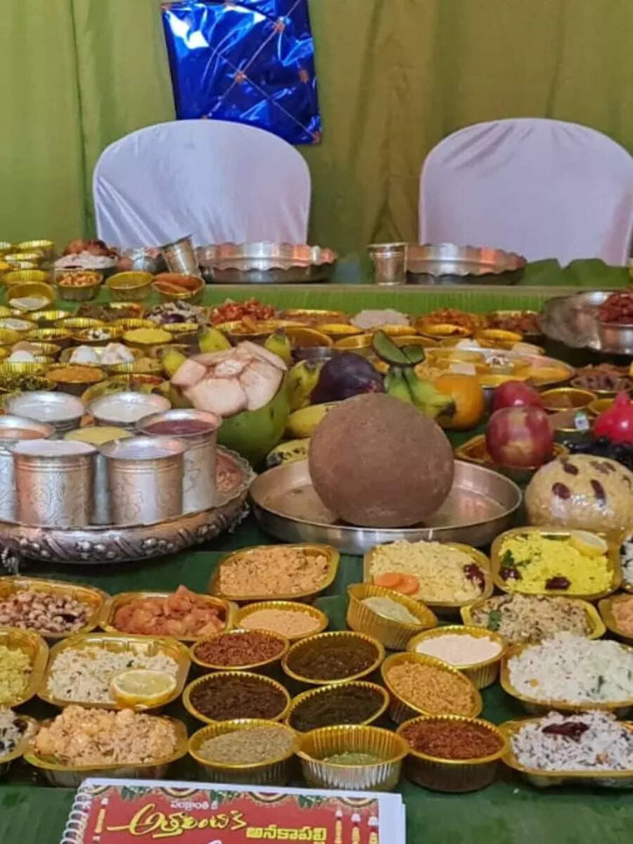 379 food items: Feast of love for king-in-law | Times of India
