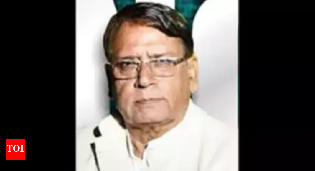 Godse: Cong Mla Seeks Ban On ‘gandhi Godse’ Film | Bhopal News - Times ...