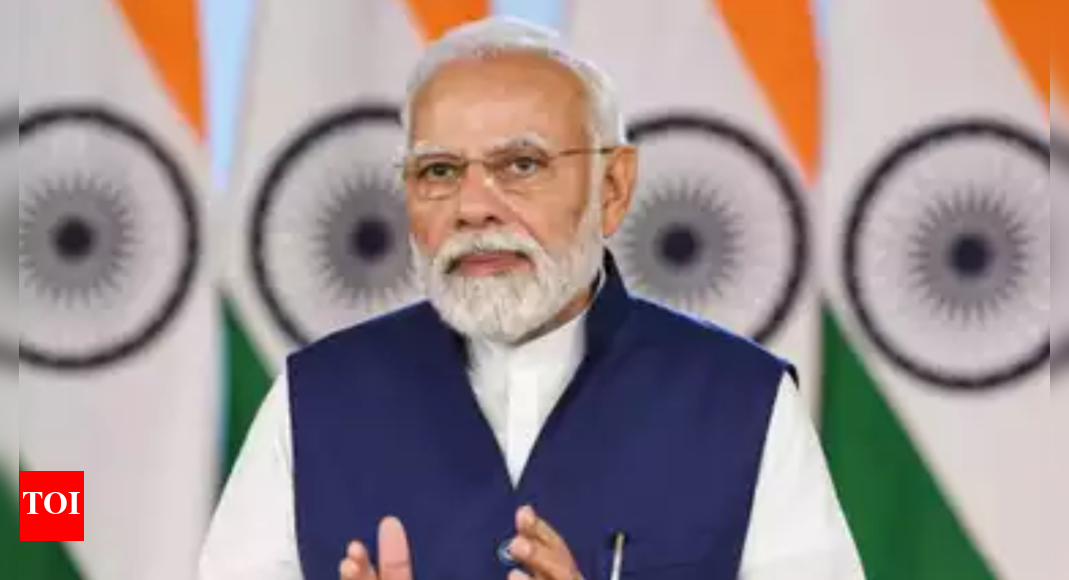 PM Narendra Modi in Mumbai today, to flag off Rs 38,000 crore ...