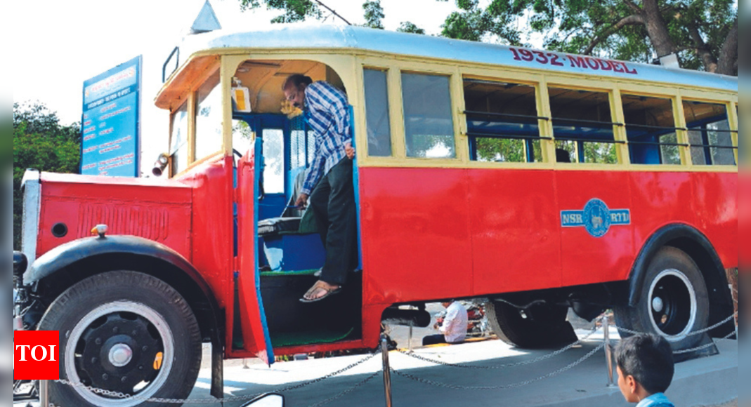 Rtc Brings Vintage Bus Back For Public Display | Vijayawada News ...