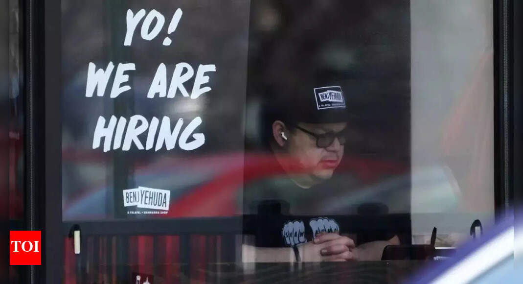 US jobless claims drop to 190,000, lowest level since September - Times ...