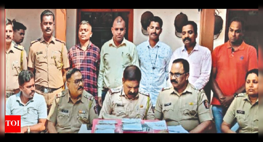 Kolhapur: Police Team Bags Cash Award For Catching Serial ‘purse Thief ...