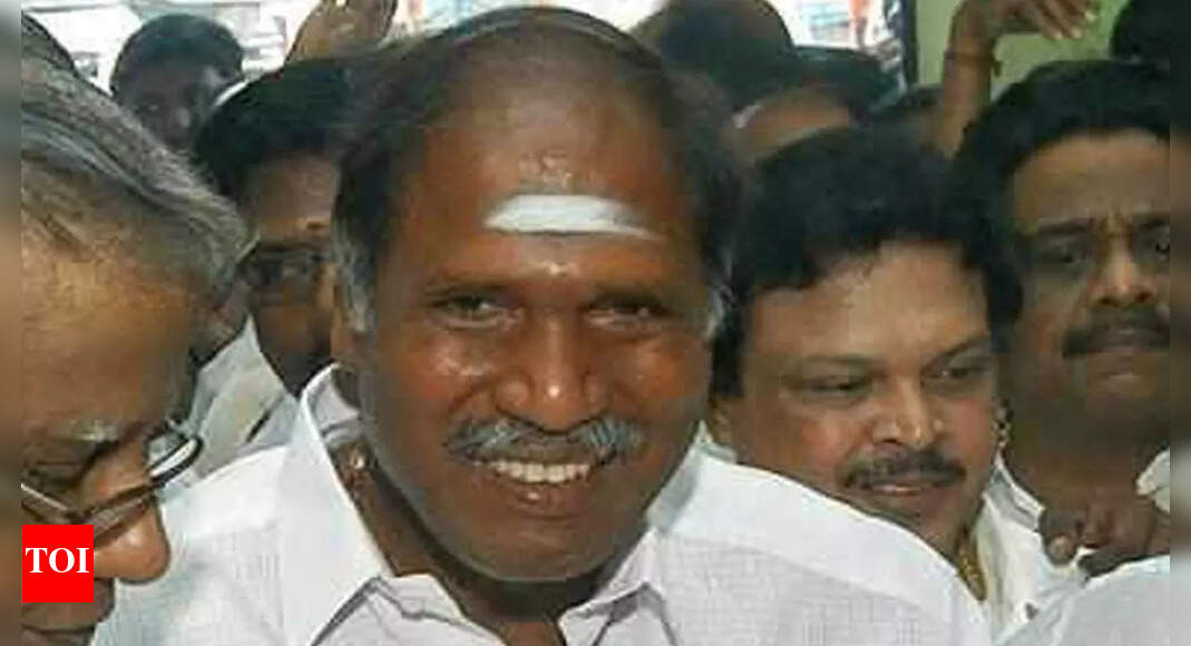 Puducherry: CM Rangasamy submits memorandum to Rijiju seeking statehood ...