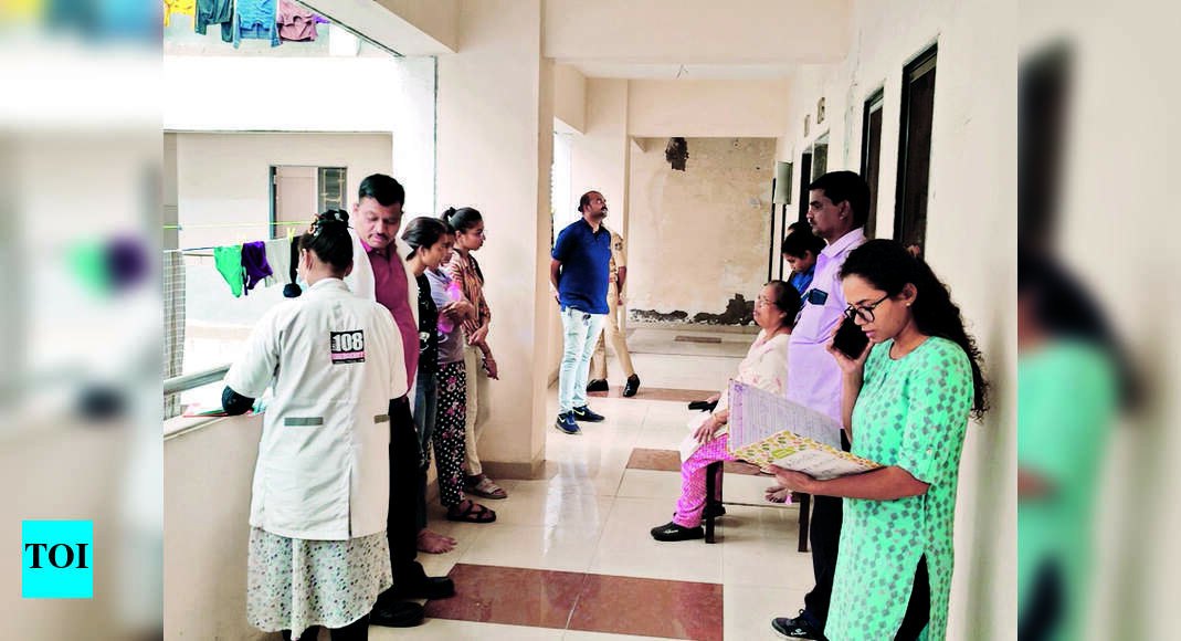 Svnit: Svnit Engineering Student Found Hanging In Hostel Room | Surat ...