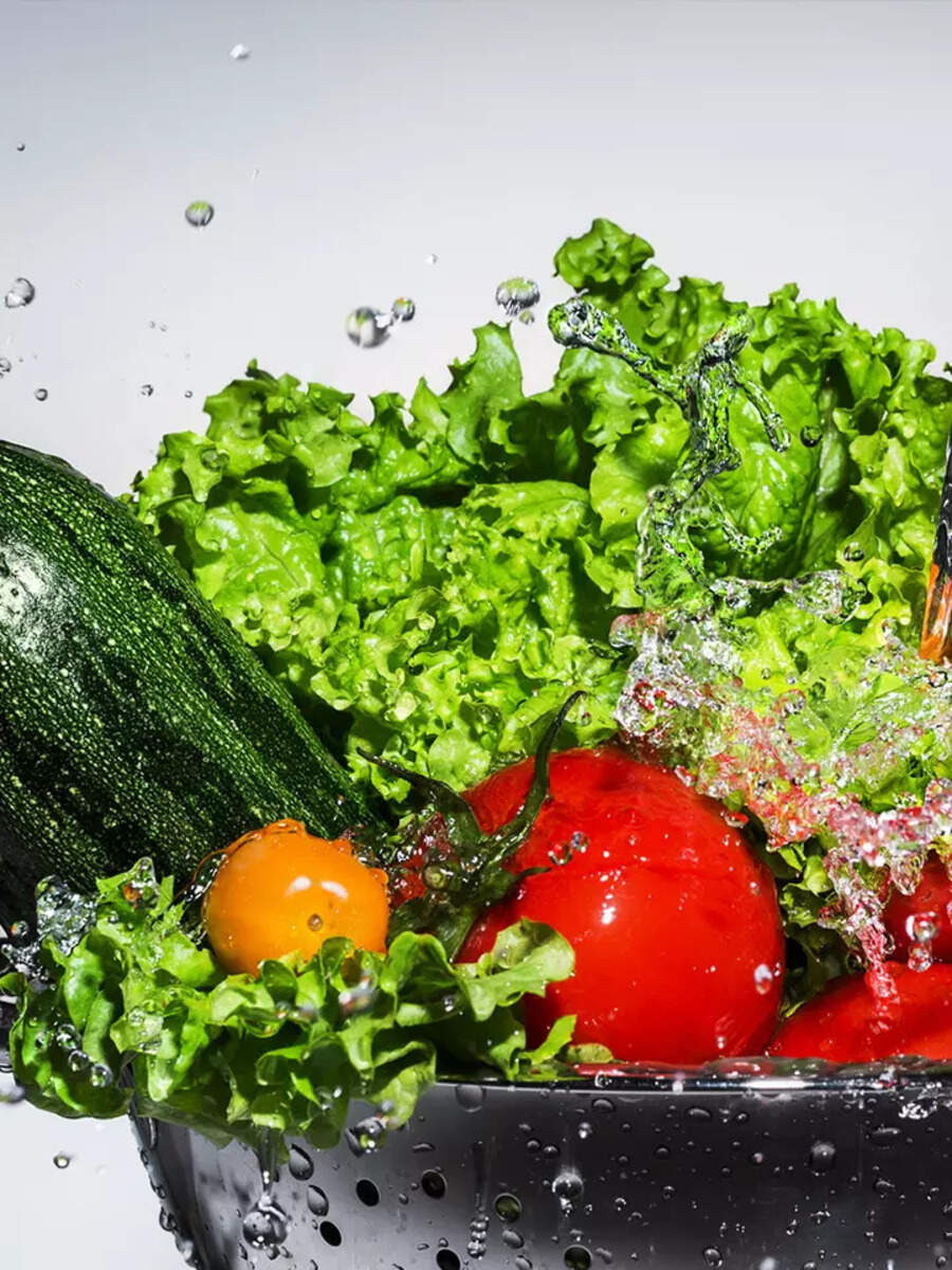 18 foods with rich water content | Times of India