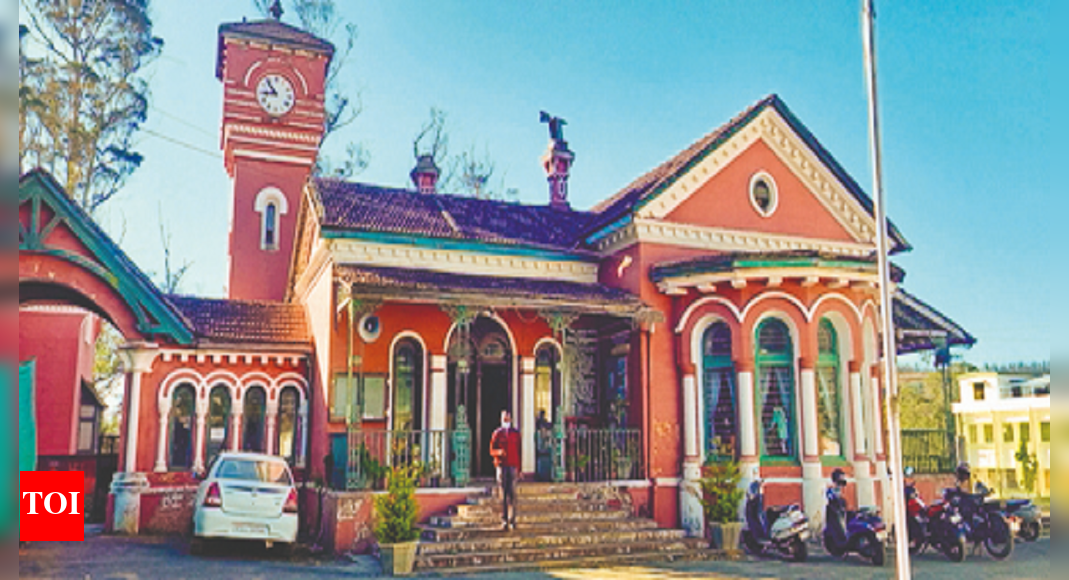 Stonehouse: Stonehouse Renovation May Miss June Deadline: Official ...