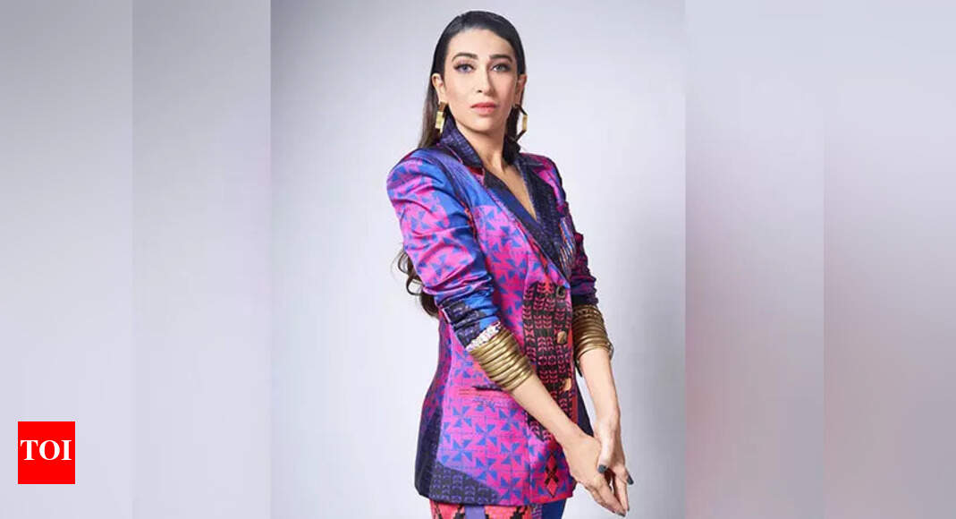 This picture of Karisma Kapoor will take you back to her 90s | Hindi ...