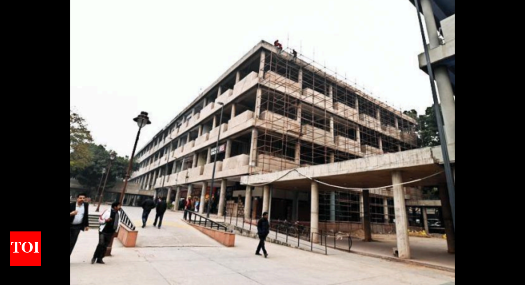Sector 17 facelift: UT starts work on 90 private buildings | Chandigarh ...