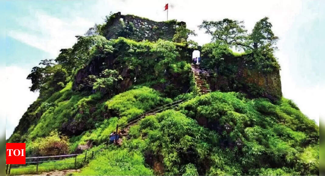 Karnala Fort to get status of ‘state-protected’ monument | Mumbai News ...