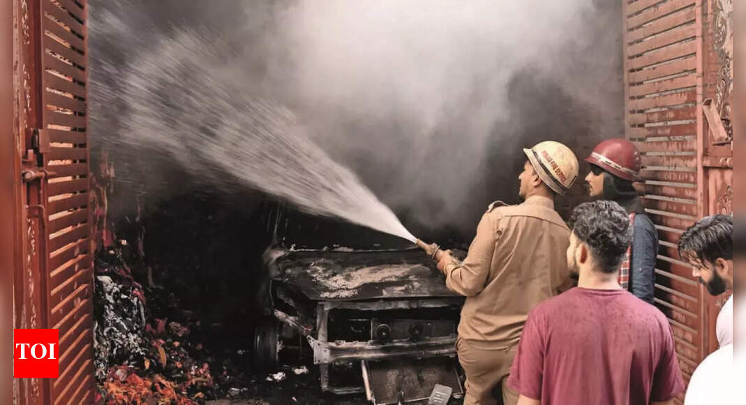 Year After Nod, No Hydraulic Ladder For City’s Firemen | Ludhiana News ...