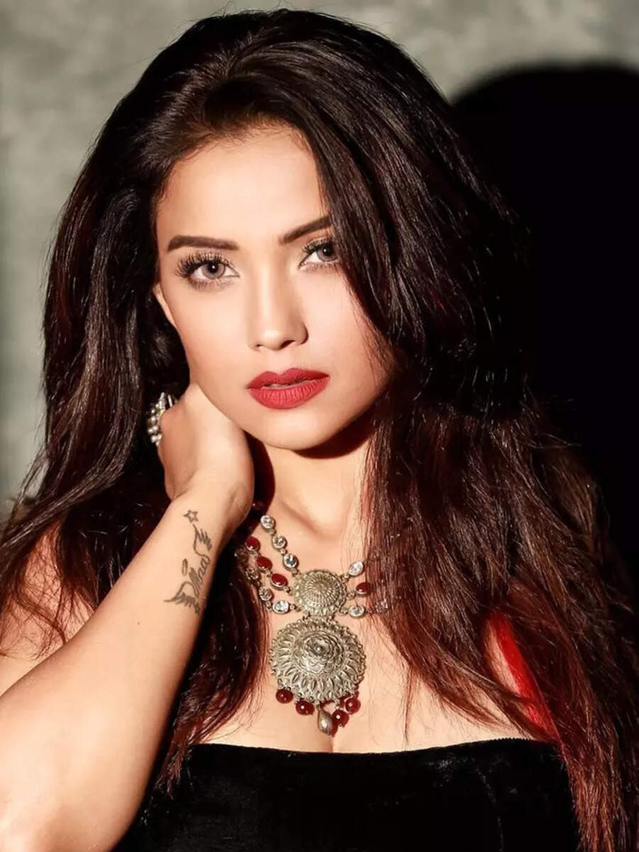 Adaa Khan’s style prowess in pictures | TOIPhotogallery