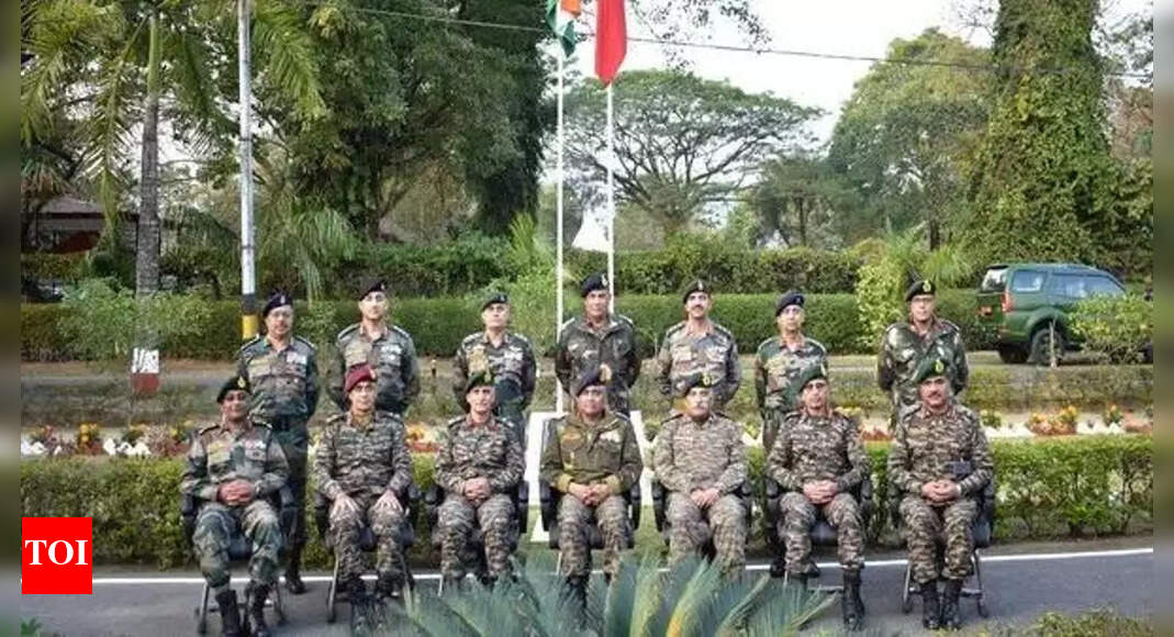Army: Army chief reviews Arunachal LAC preparedness | India News ...