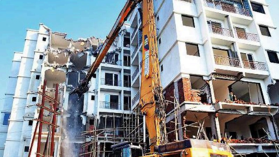 Razed building rebuilt in days, is hammered down again by Cidco | Navi ...