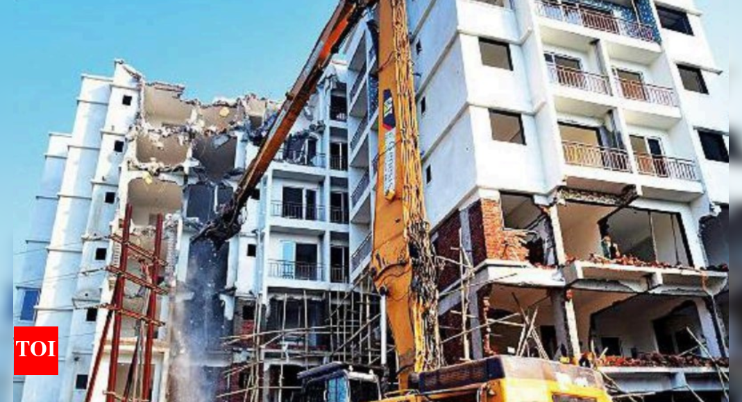 Razed building rebuilt in days, is hammered down again by Cidco | Navi ...