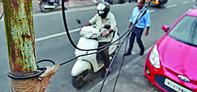Man Sustains Head Injuries In Accident Caused By Cable | Kochi News - Times of India