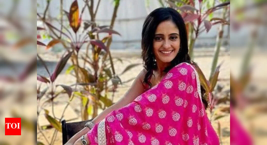 Ghum Hai Kisikey Pyaar Mein: Ayesha Singh's on-screen character all set ...