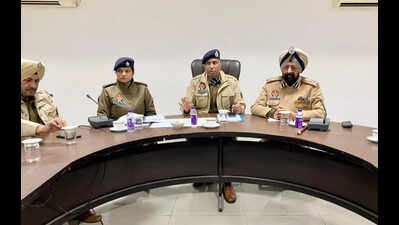 ADGP reviews security preparedness ahead of Republic Day celebrations ...