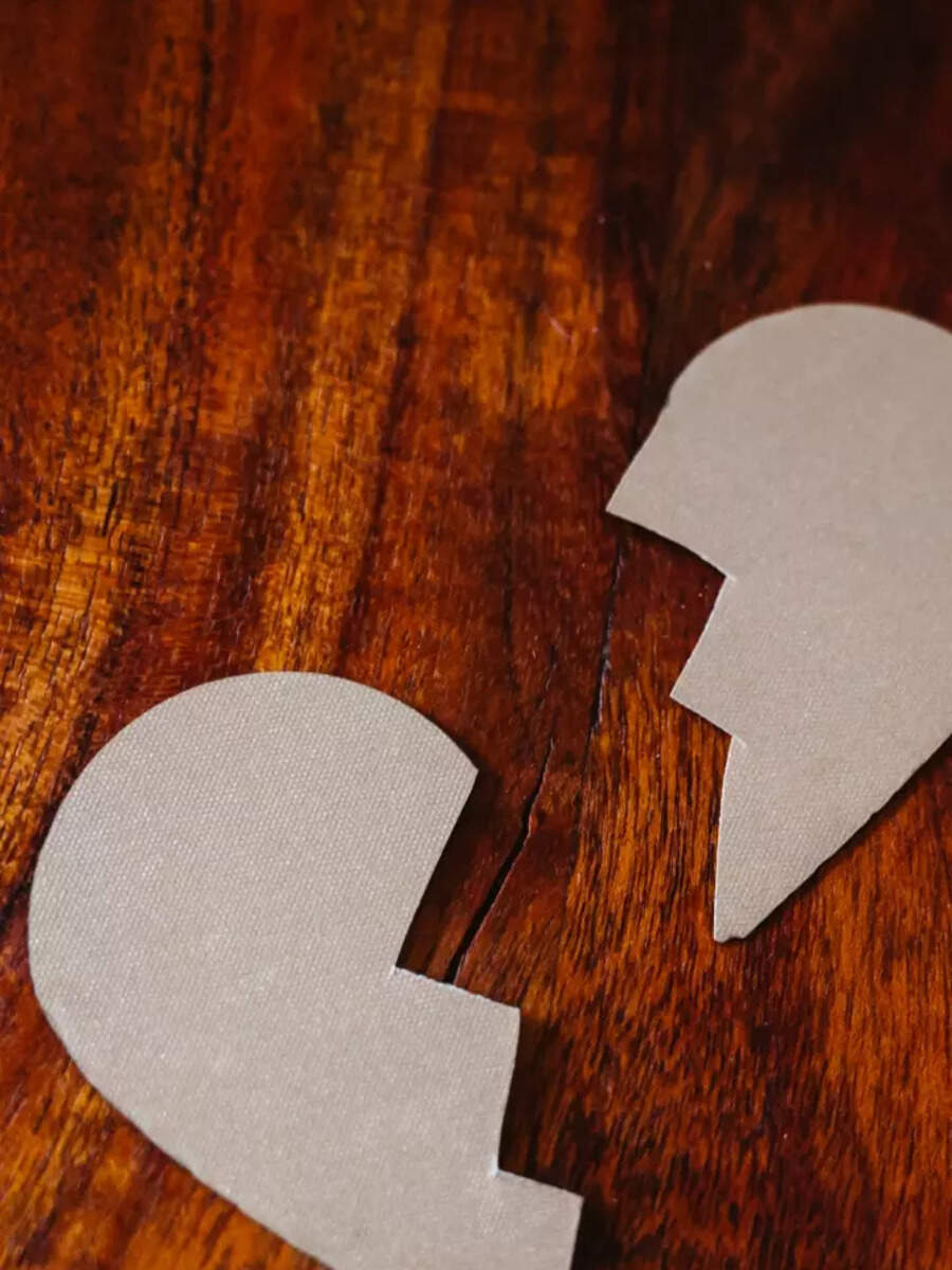 10 Signs Your Ex Regrets Breaking Up With You Times Of India