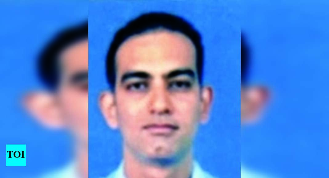 Jamkar Awarded Vayusena Medal For Uttarakhand Rescue Op Heroics ...