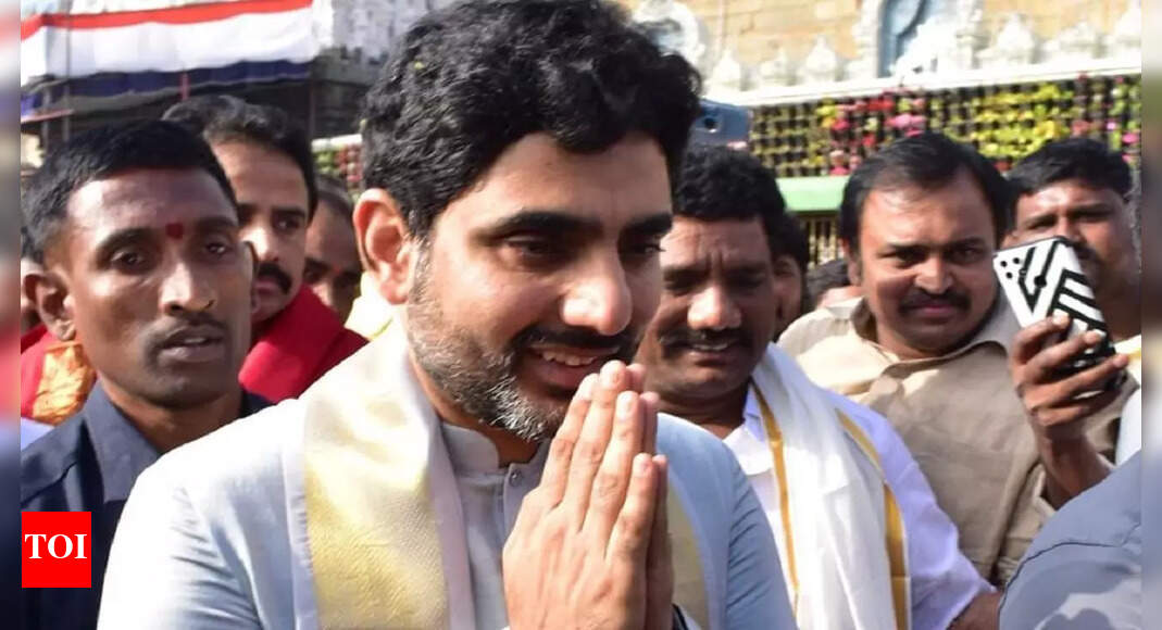 TDP leader Nara Lokesh offers prayers at Tirumala temple ahead of 'Yuvagalam' march | Amaravati ...