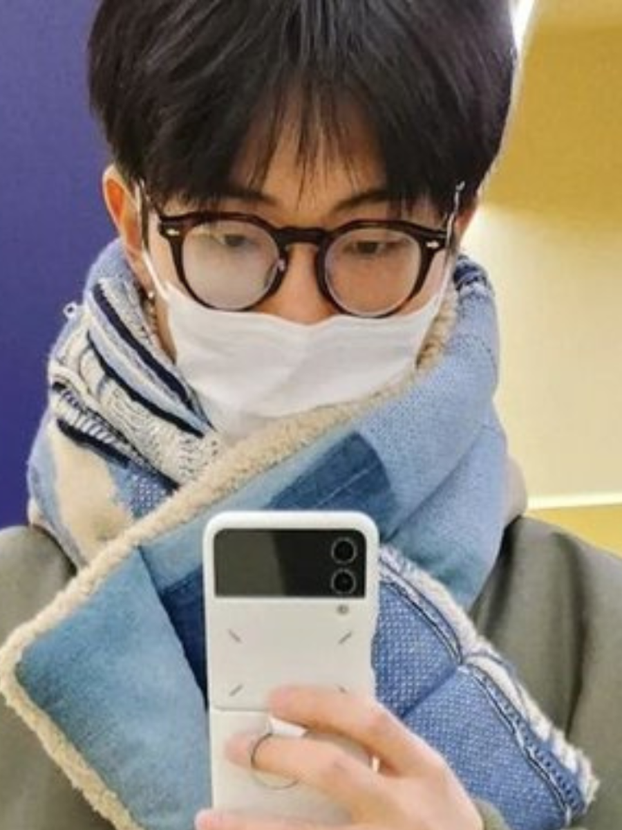 BTS' RM-approved stylish ways to nail glasses | Zoom TV