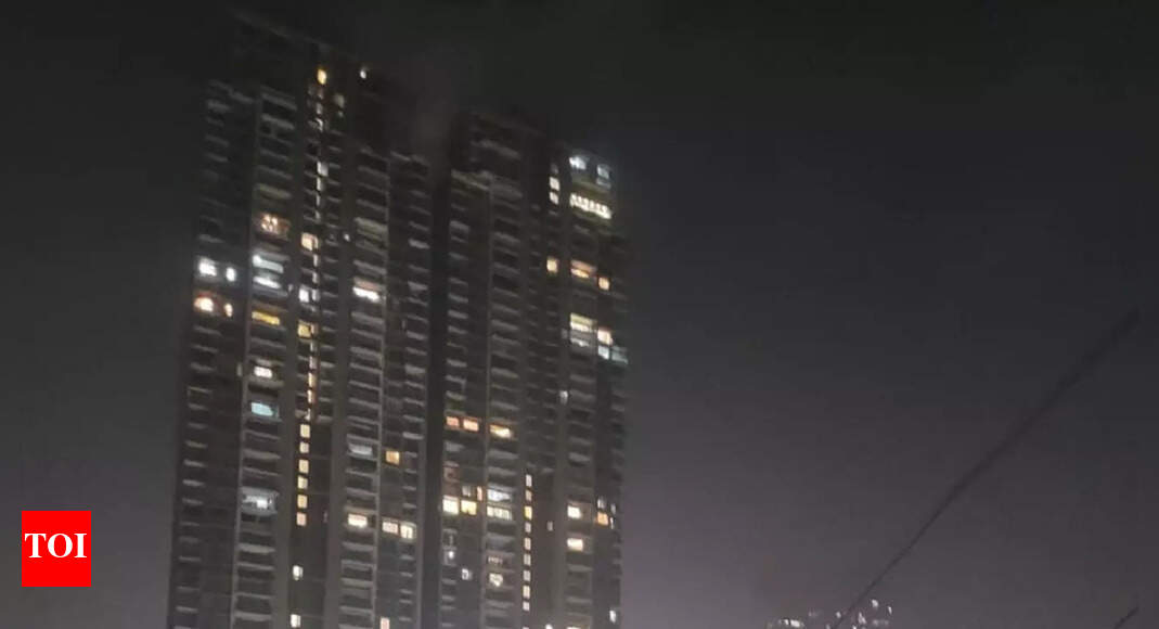 Fire breaks out in Mumbai residential building, no casualties | Mumbai ...