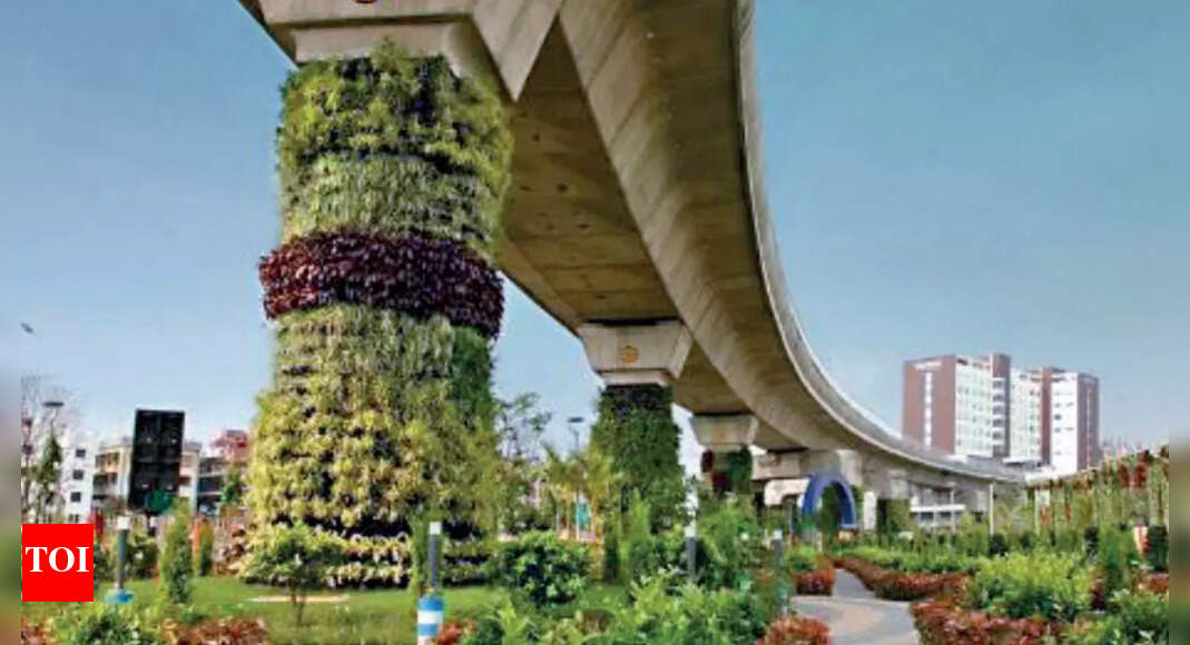 Kmc: Kmc Plans Vertical Gardens On Metro Pillars, To Plant 25l Saplings ...