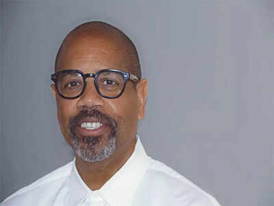 'Remember the Titans' screenwriter Gregory Allen Howard dies at 70 ...