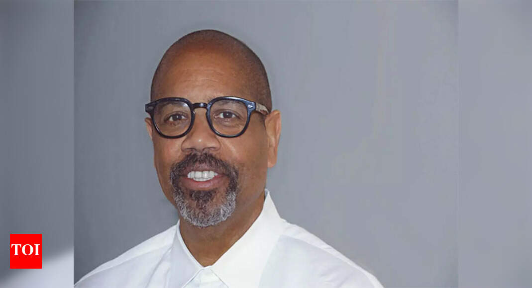 'Remember the Titans' screenwriter Gregory Allen Howard dies at 70 ...