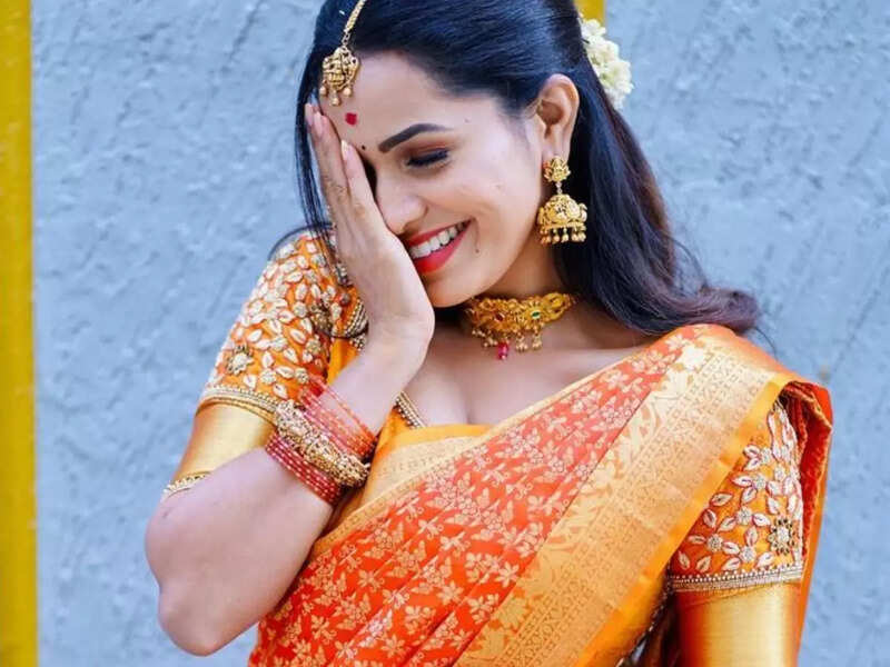 Karthika Deepam fame Shobha Shetty aka Monitha to get married soon ...