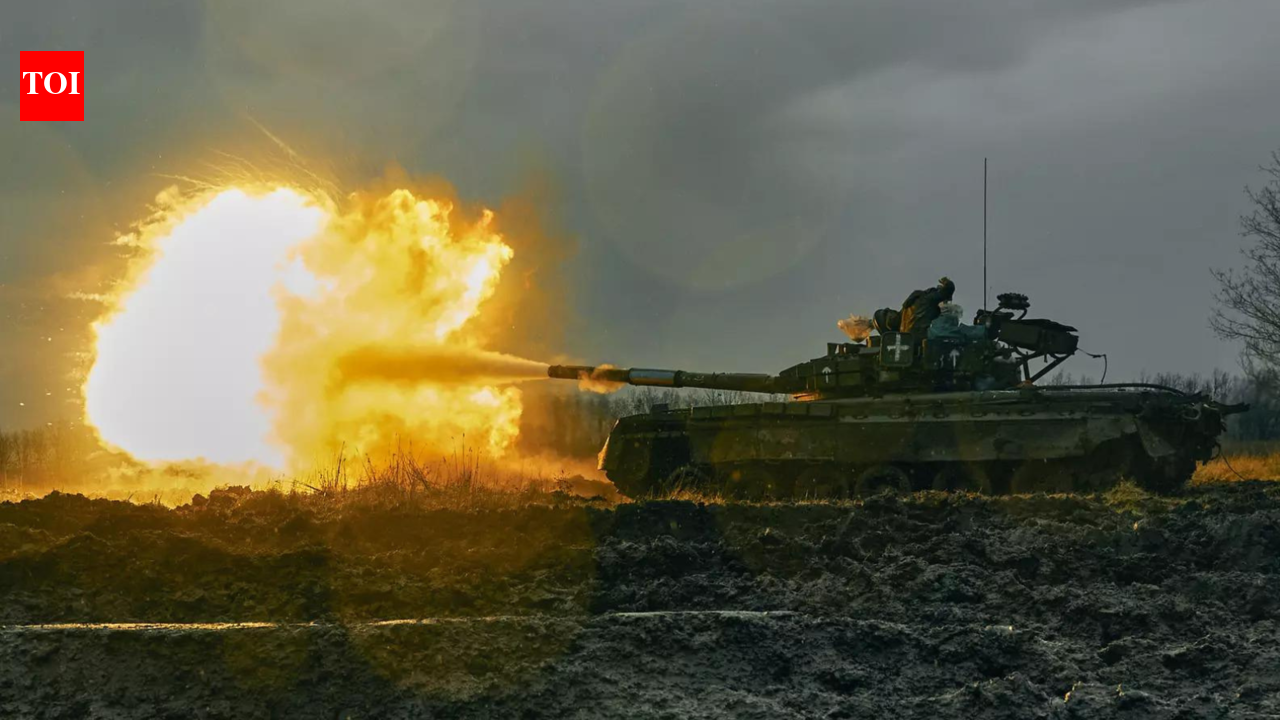 ukraine: Ukraine ambassador to France reveals total of 321 heavy tanks ...