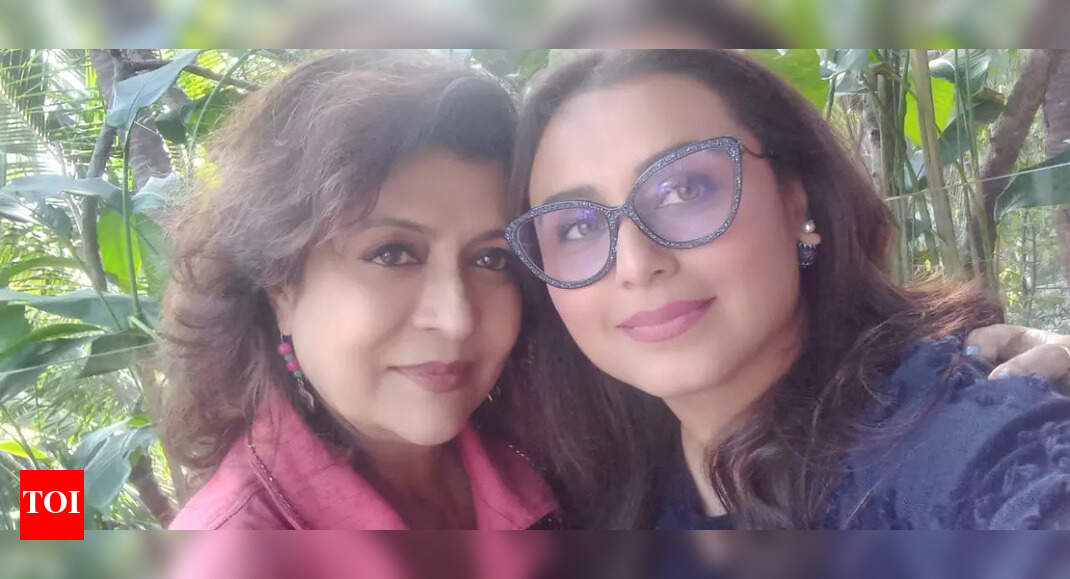Debashree Roy just reunited with Rani Mukerji after nine years! | Bengali Movie News - Times of ...