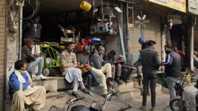 Political chaos, economic collapse and terror threat: Pakistan battling ...