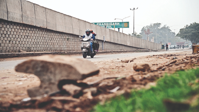 Zirakpur: Shopkeepers Call For Repair Of Road Under Chd-z’pur Flyover | Chandigarh News - Times ...