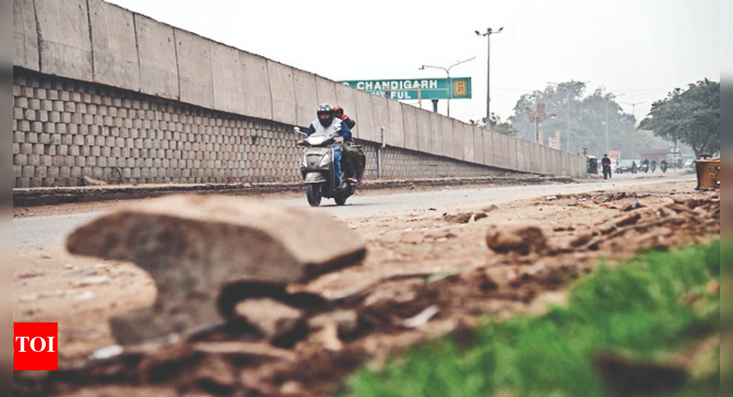Zirakpur: Shopkeepers Call For Repair Of Road Under Chd-z’pur Flyover ...
