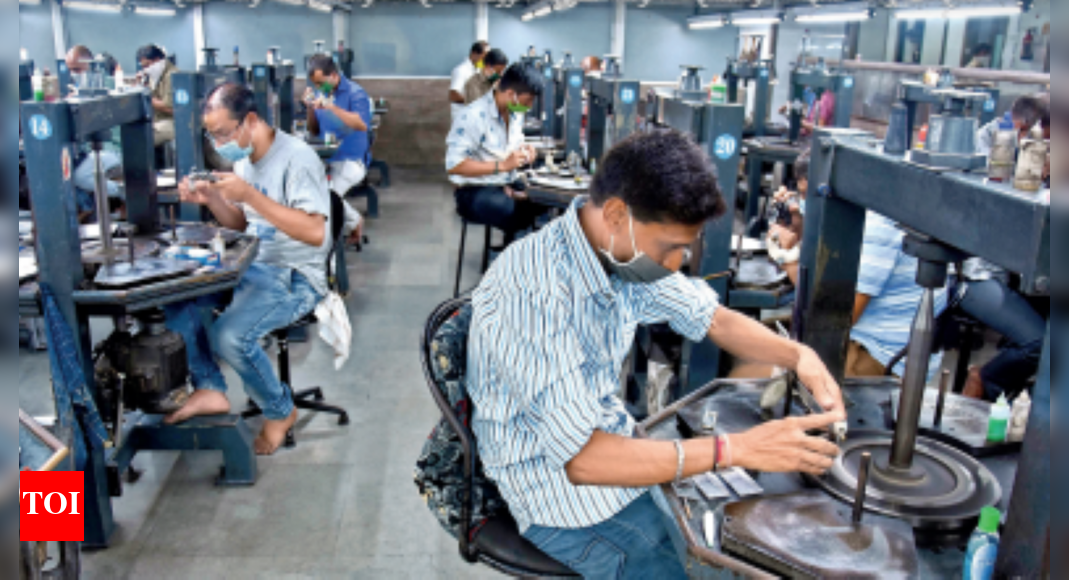 Surat’s diamond sparkle dulls as west fights recession | Ahmedabad News ...