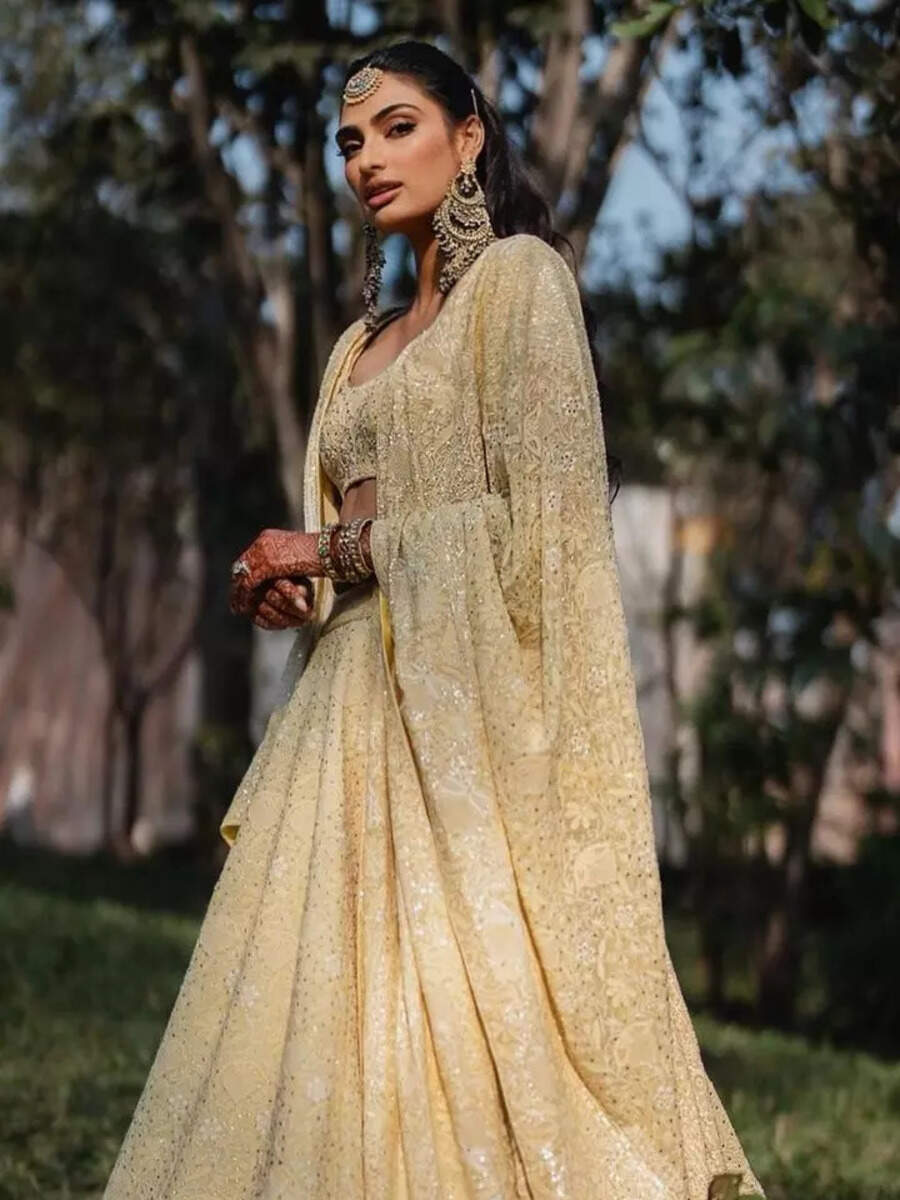 Pantsuit to chikankari lehenga, bride Athiya Shetty's unconventional ...