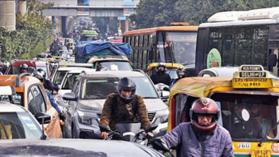 VIP movement hits traffic on central Delhi roads | Delhi News - The ...