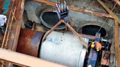 How ‘micro-tunnelling’ is keeping utilities on track during Delhi Metro ...