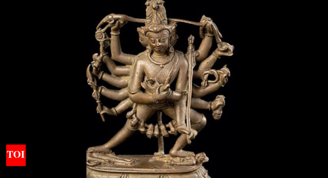 Indian Museum: First Look At Buddhist Relics On Indian Museum’s 209th ...