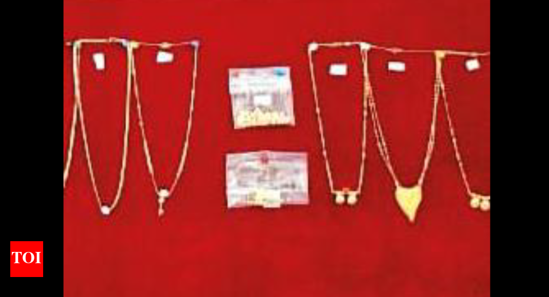 Police detect 10 chain snatching cases; 3 arrested in Maharashtra ...